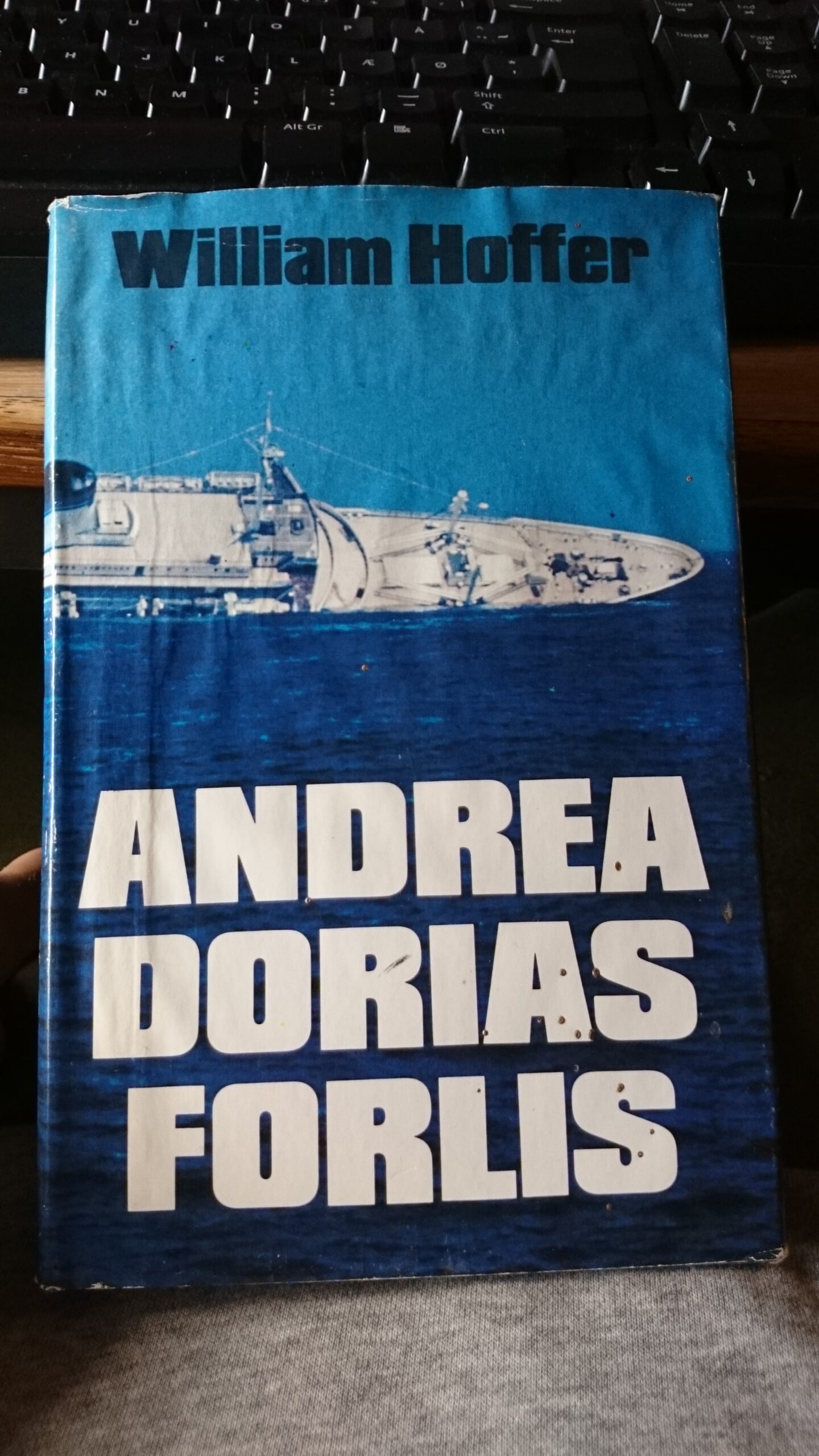 ANDREA DORIAS FORLIS-William Hoffer - Hobby-loppeshoppen.dk